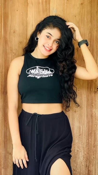 සමහර රූප තියෙනව එක පරක් දැක්කම අමතක කරන්න බැරි තරම් ලස්සන😍🧚 Sorts Shorts Youtube