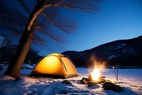 모닥불이 켜져 있고 그 위에 냄비가 있습니다 캠핑 이미지 밤 모닥불 요리 고화질 사진 사진 모닥불 배경 일러스트 및 사진 무료 다운로드 Pngtree