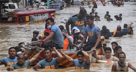 53 Tewas Akibat Badai Vamco 468 Ribu Orang Dievakuasi Harian Mistar