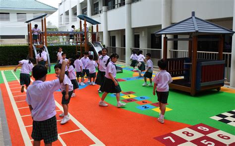 โรงเรียนร่มไม้