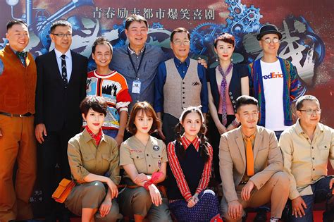 《伙头军客栈》开机 蒋佳恩化身二次元萌妹