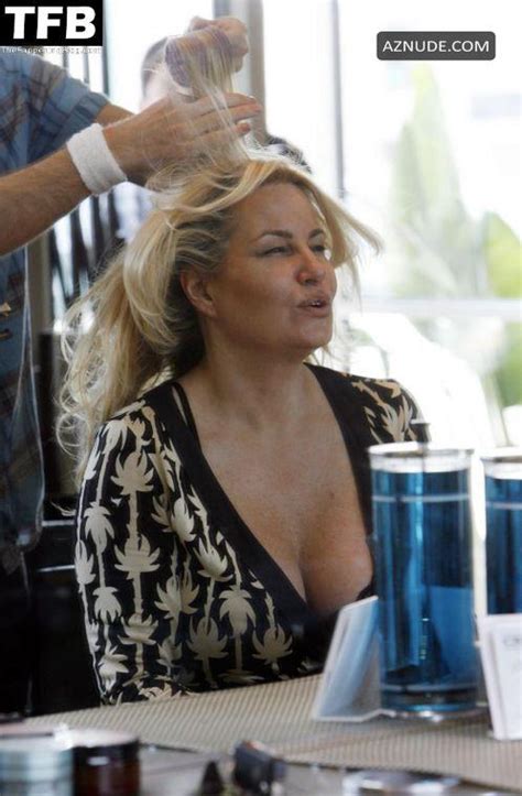 Jennifer Coolidge Sexy Photos Collection Aznude