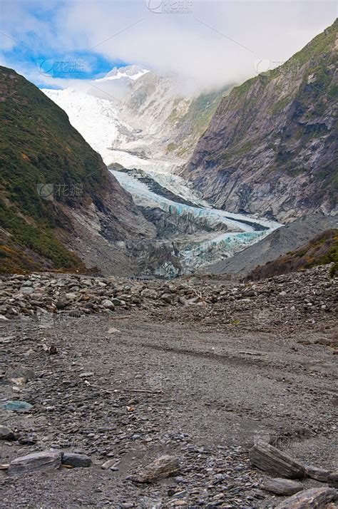 韦斯特兰国家公园 弗朗兹约瑟夫冰河 圣五伤方济各 约瑟 垂直画幅 雪 旅行者 夏天 户外 雨林