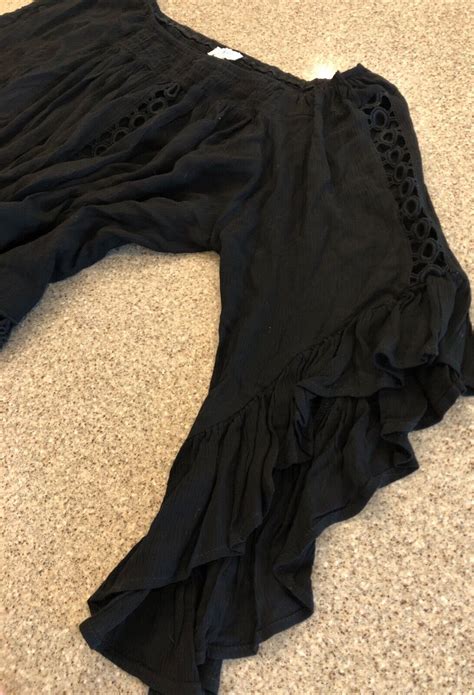 Umgee Usa Black Gauze Off Shoulder Flutter Sleeve Pea Gem