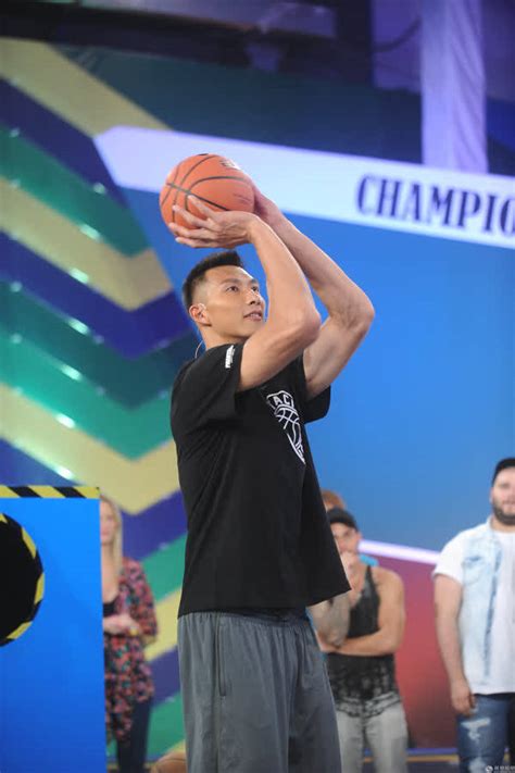 易建联重返NBA加盟湖人 郭艾伦也收到了一份NBA的邀约 易建联 重返 娱乐百科 川北在线