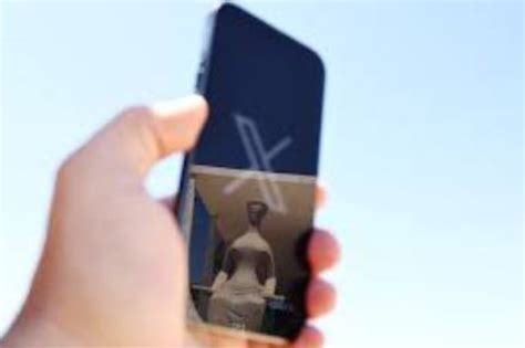 ဘရာဇီးနိုင်ငံတွင် ကမ္ဘာကျော်လူမှုကွန်ရက် X ကို အသုံးပြုခွင့်ပိတ်ပင်ရန် အမိန့်ထုတ်