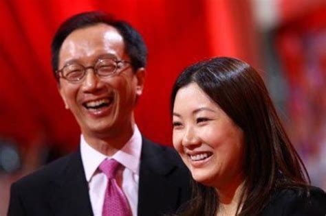 梁锦松与伏明霞（传伏明霞与梁锦松已经离婚）可可情感网