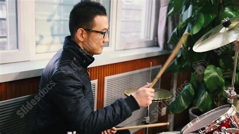 Piano Music Instrument Keyboard Powerpoint Background For Free Download Slidesdocs