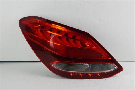 15 18 Mercedes W205 C300 C400 Rear Left Driver Side Taillight Tail