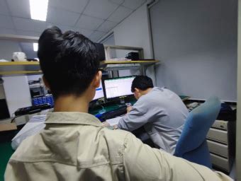 自动控制工程学院 黄明楷 级自动化二班 综合实习