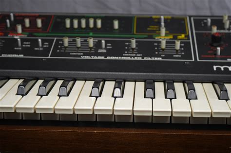 Matrixsynth Moog Opus 3 Vintage 49 Key Polyphonic Analog Synthesizer W