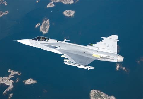 2019년 3월호 별들의 전쟁 세계 전투기사업 경쟁