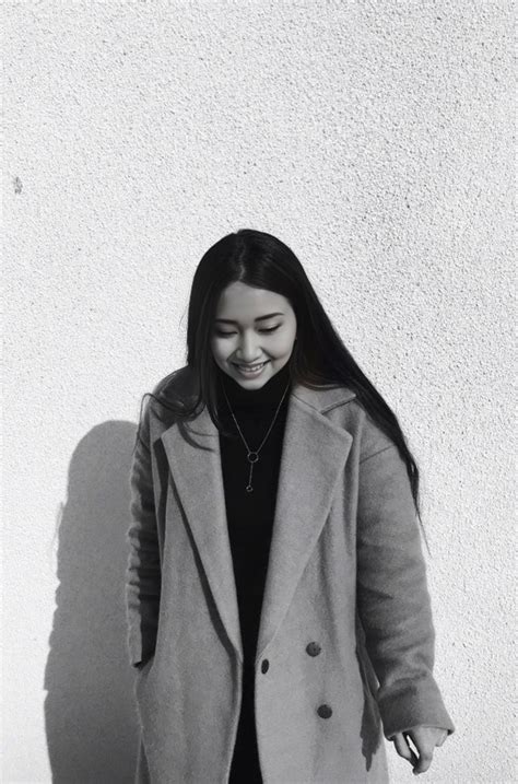 Заяа Ор л доо ор Ор л доо ор бороо минь Орхиод гарсан амрагийн минь сэтгэлийн гунигийг нь