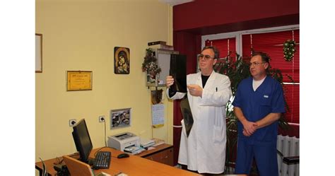 Лекари в Бургас възстановиха глава на пациент счупена на няколко места