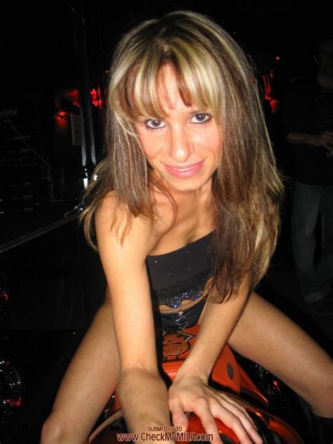 Sexy Amateur Milf Porn Pictures Xxx Photos Sex Images Pictoa