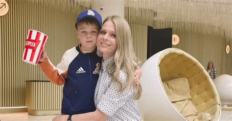 Ольга Фреймут показала всех троих детей — фото