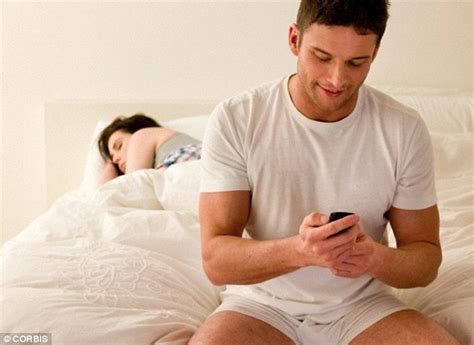 Couples Are Having Less Sex As Phones And Tablets Get In The Way Of Love Lives Daily Mail Online