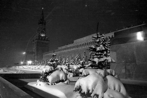 Снегът през обективите на съветските фотографи СНИМКИ Russia Beyond България