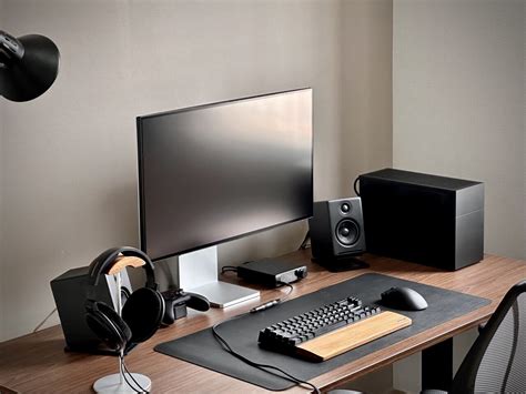 순수 게이밍 데스크 셋업 디지털 컴퓨터폰it 에펨코리아