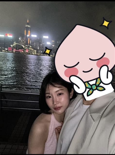 입술에 광이 미쳤습니다 글로시 립 중에 1등인 것 같습니다 절대 단종되면 안 될 아