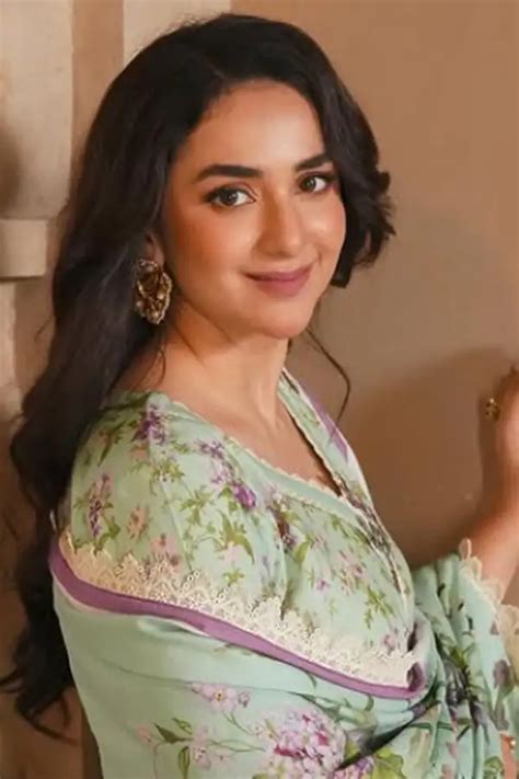 Yumna Zaidi Drama List Age Biography Pakdramas