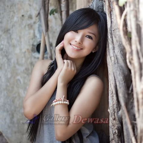 Fhoto Cewek Telanjang Foto Model Sexy Dan Cantik Rini Lovelyluna