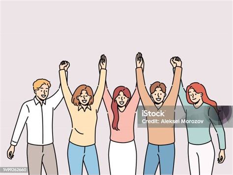 친근한 팀이 손을 잡고 목표를 달성하기 위한 성공적인 협업의 개념을 위해 미소를 짓고 있다 단체에 대한 스톡 벡터 아트 및 기타 이미지 단체 협력 개념 Istock