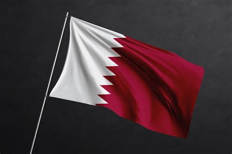 3d 흔들리는 깃발 디자인 검은 배경에 카타르 국기입니다 3차원 형태에 대한 스톡 사진 및 기타 이미지 3차원 형태 개념 개념과 주제 Istock