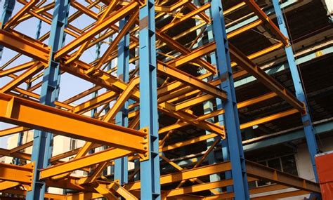 construction and implementation of steel structure rooyesh group