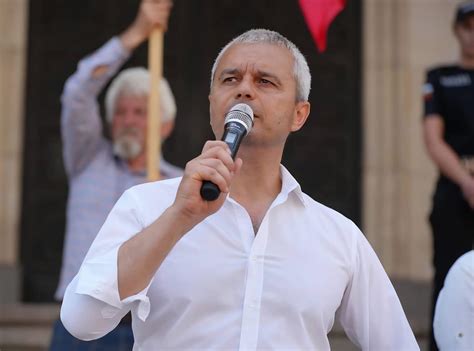 Костадин 🇧🇬 Съединението прави силата Колко от вас се сещат че това е българският национален