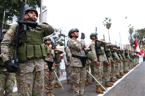 Boluarte fortalecerá a FF AA con S millones La Razón