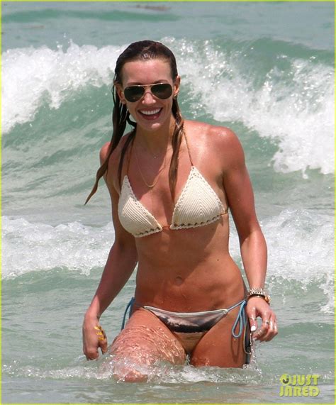 Katie Cassidys Hot Bikini Body Continues To Heat Up Miami Photo
