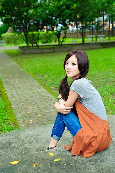 果子mm张凯洁《台大外拍》 第9部 写真集 微图坊