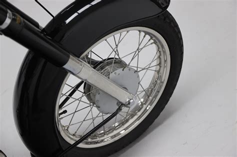 Lot 2 1959 Ajs Model 8