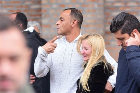 Filho De Cafu Morre Após Sofrer Infarto Em Futebol Com Amigos