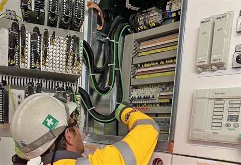 Relay Protection Course Implementation Of Digital Logic And Schemes In Protective Relays Eep