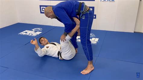 Watch Mikey Musumeci Demonstrates The Easiest Berimbolo Grappling
