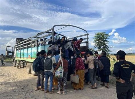 လွိုင်ကော်တက္ကသိုလ်မှ ဆရာ၊ ဆရာမများနှင့်မိသားစုဝင် ၁၉၈ ဦးကို ကရင်နီတော်လှန်ရေးတပ်ဖွဲ့များက ကယ