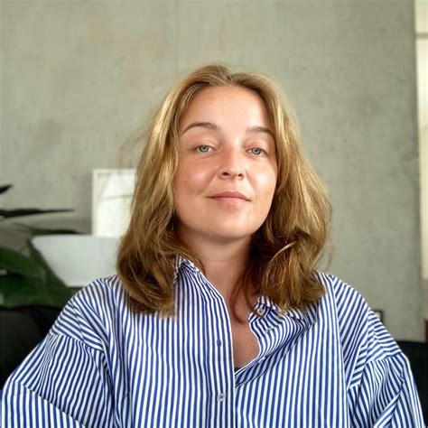 Stephanie Derks Email Address And Phone Number Stichting Oxville Branding And Contentmarketing