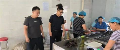 通许县总工会到四所楼镇晟丰食品调研企业劳动厉主席