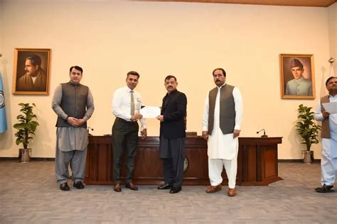 Confronting Cognitive Biases And Logical Fallacies By Riaz Laghari Medium