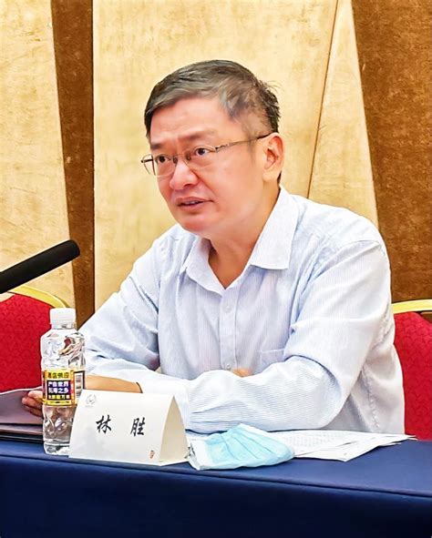海南省委统战部召开无党派人士、党外知识分子和新的社会阶层人士“凝心铸魂强根基、团结奋进新征程”主题教育工作座谈会海南新闻中心海南在线海南一家
