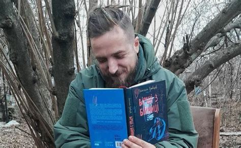 «Не ходи ти тут не ходи Вівєн Морт вийшов з присвятою пісні на вірші загиблого Максима