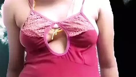 Swetha Tamil Wife Saree Strip Record Video Xhamster