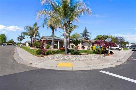 19181 Frank Ct Woodbridge Ca 95258 Mls 226035076 Coldwell Banker