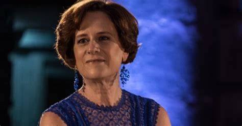« Les Jeunes Femmes Disparaissent Par Laction Lomission Et L