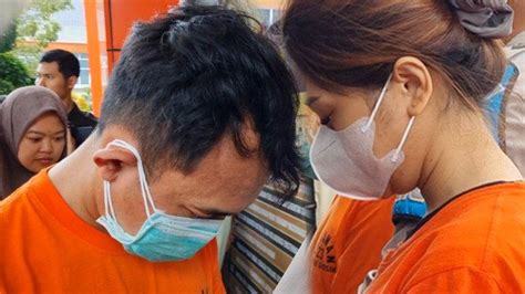 Video Selebgram Krian Sidoarjo Viska Berhubungan Layaknya Suami Istri Dengan Iclas Bukti