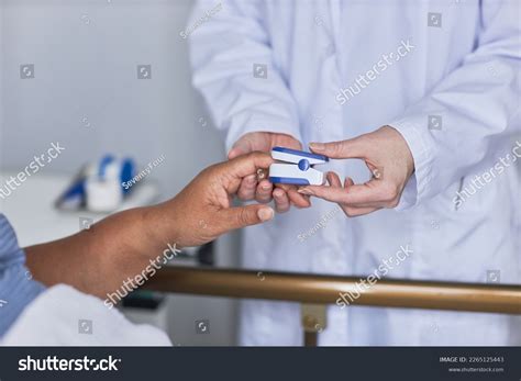 Side View Nurse Measuring Oxygen Saturation Stock Photo Shutterstock