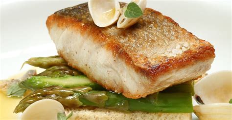 건강 고기 군침이 도는 맛있는 물고기 빵 식사 아침 식사 야채 연어 영양 음식 자라다 저녁 식사 점심 식사 접시 토스트 해산물에 관한 무료 스톡 사진