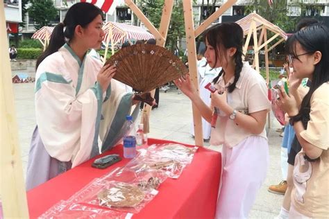 社区文化月之莞香文化集市暨莞香文化展 学生社区知行学院通识教育学院